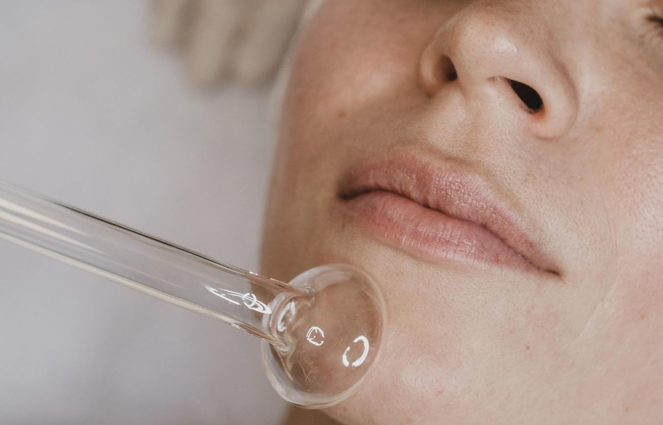 10 Skincare Facial Tools Worth the Hype in 2023 | NUME-Lab